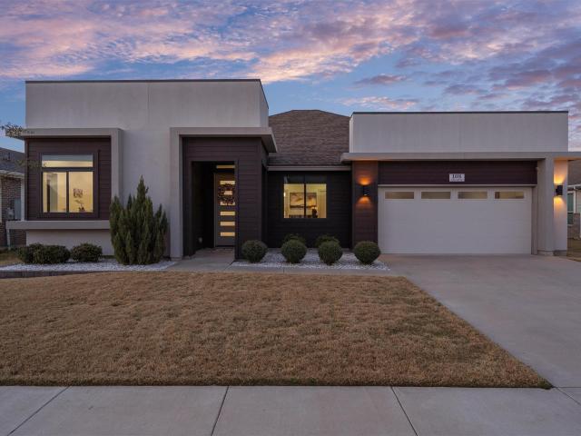 108 Dax Dr