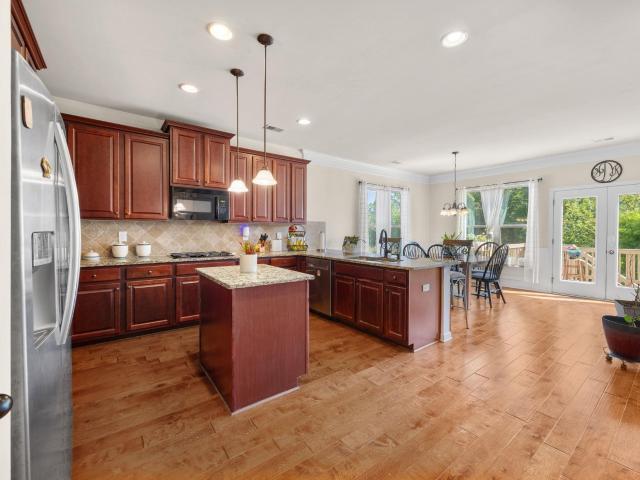 108 Dillard Creek Court