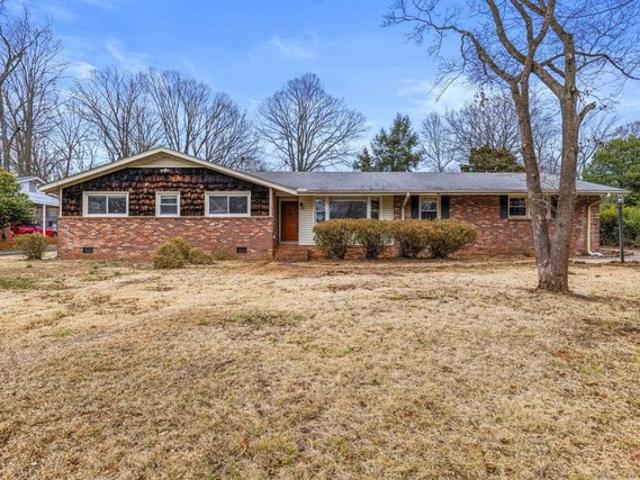 108 Duval Dr, Spartanburg, SC 29307