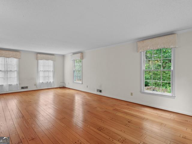 108 Dumbarton Drive