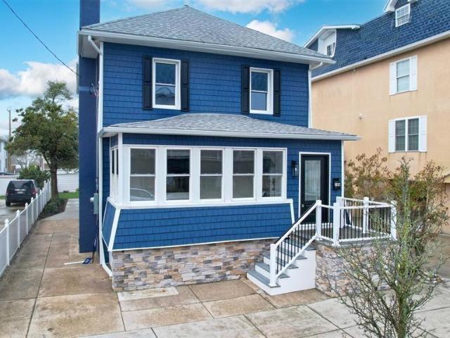 108 E 17th Avenue