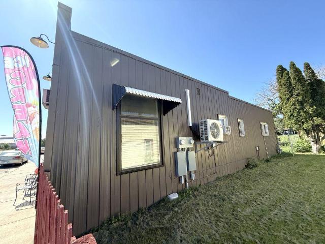 108 E Main Avenue
