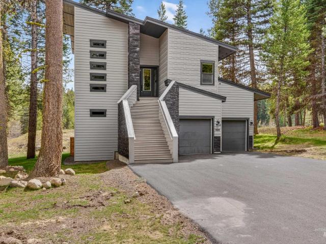 108 Eagle Shores