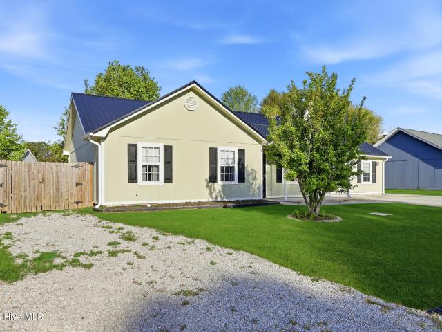 108 Foxlair Drive