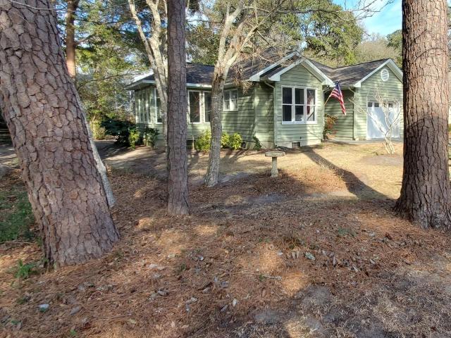 108 Fern Court