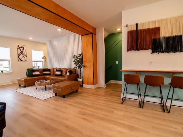 108 Fitzgerald Dr