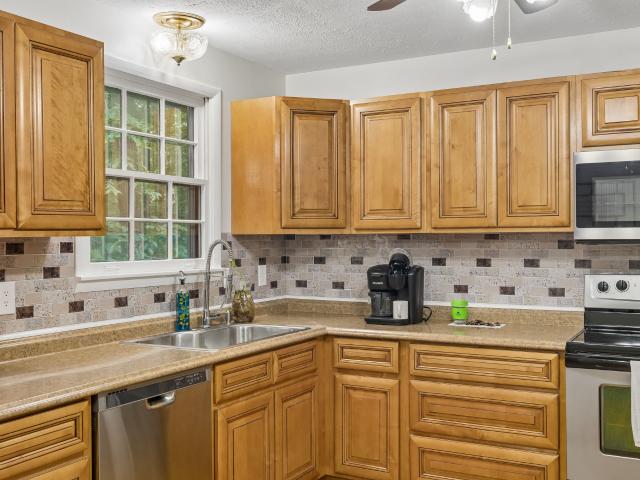 108 Katye Ct