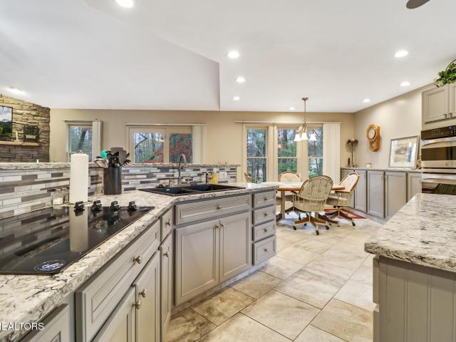 108 Kenwood Drive