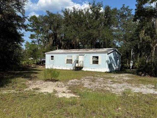 108 Kitty Ave, Interlachen, FL 32148