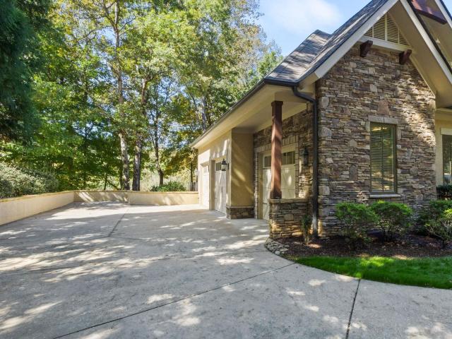 108 Kingshead Road