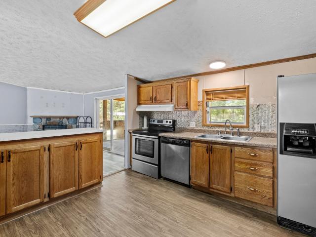 108 Hakme Ln