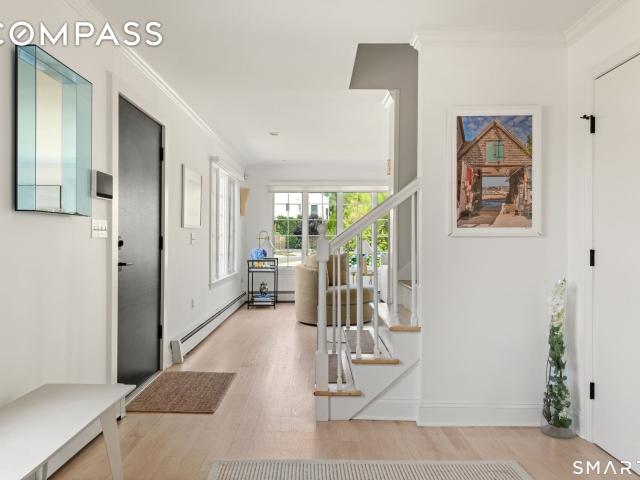 108 Harbor Rd, Westport, CT