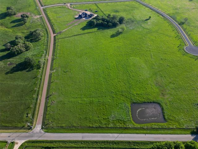 108 Hartfield Rd, Round Top, TX 78954 | MLS #76969 | Compass