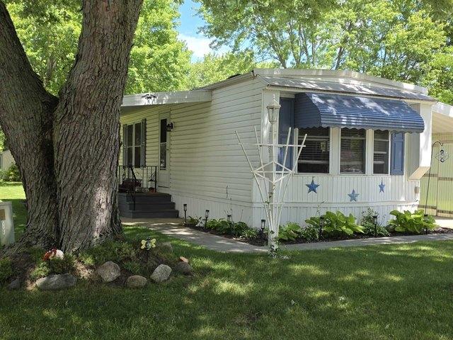 108 Hickory Hic Cir Unit 108, Elyria, OH 44035