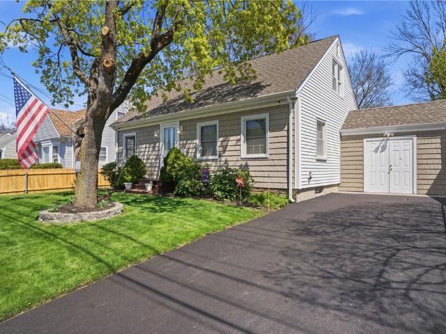 108 Hilton Ave, East Providence, RI 02915 | MLS #1411 | Compass