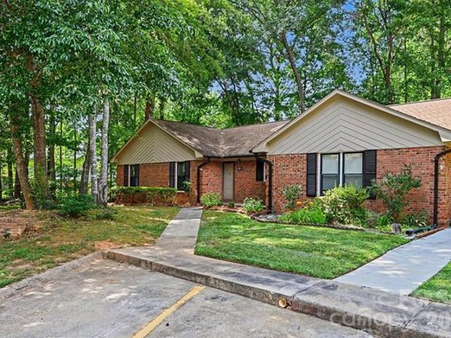108 Jason Ct, Fort Mill, SC 29715