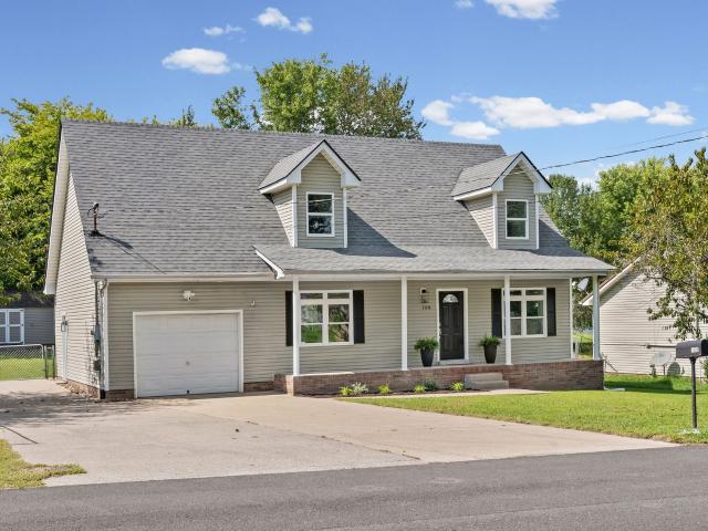 108 Oak Tree Dr