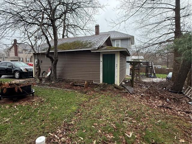108 Oaklawn Avenue B