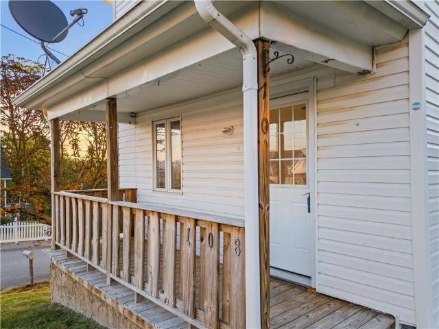 108 Oakwood