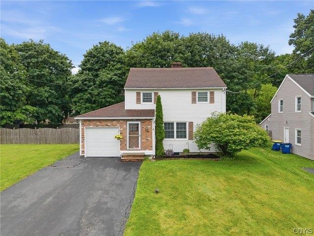 108 Ormsby Dr, Syracuse, NY 13219