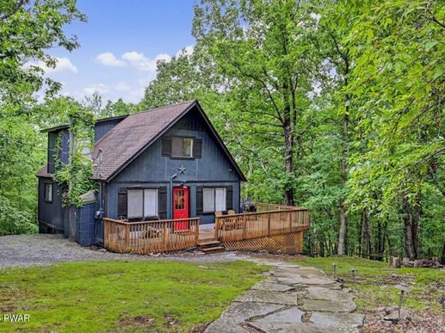 108 Owl Ct, Lackawaxen, PA 18435