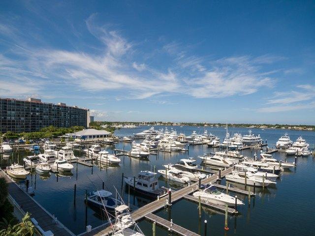108 Lakeshore Dr Apt 1041, North Palm Beach, FL 33408