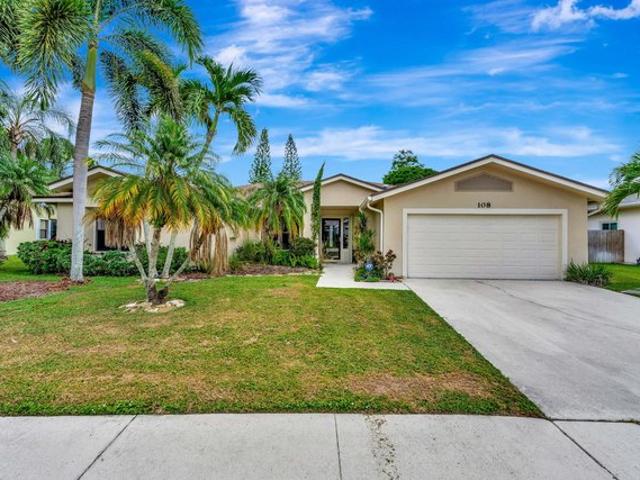 108 Lexington Dr, Royal Palm Beach, FL 33411