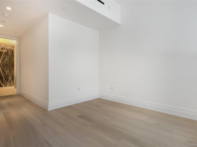 108 Leonard Street 12R