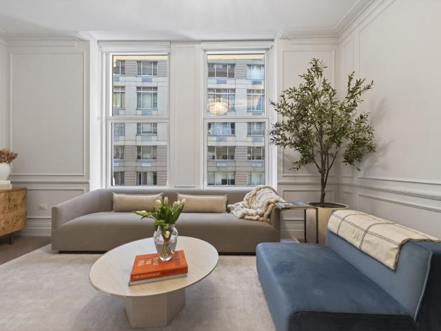 108 LEONARD Street 7I