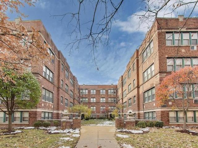 108 Lincoln Ave Apt 2B, Riverside, IL 60546