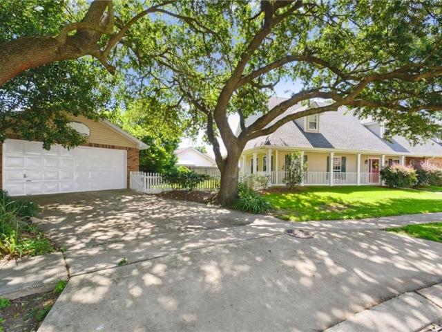108 Lisa Avenue