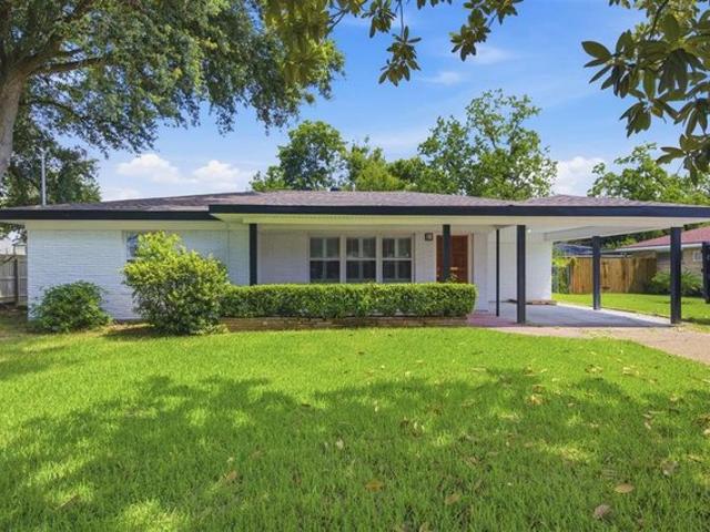 108 Morningside Dr, Lake Charles, LA 70605