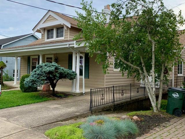 108 Manor Lane