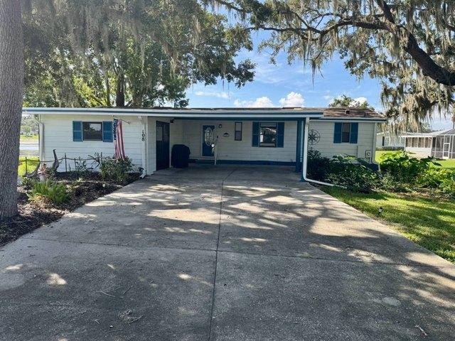 108 Maple Dr, Lady Lake, FL 32159