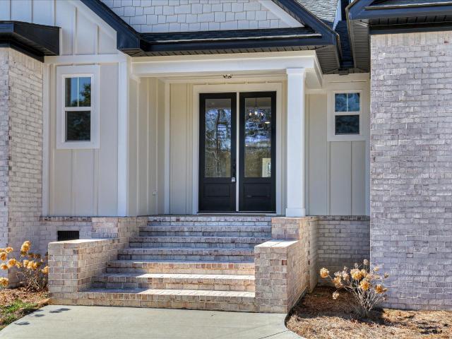 108 Meadow View Lane