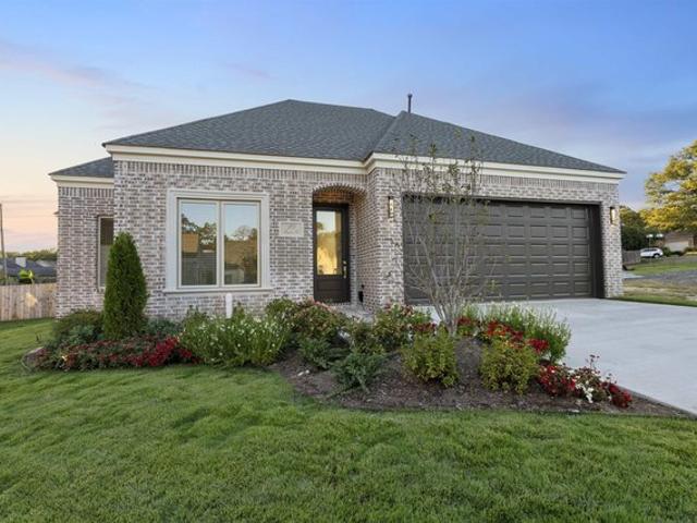 108 Mergeron Ct, Little Rock, AR 72212