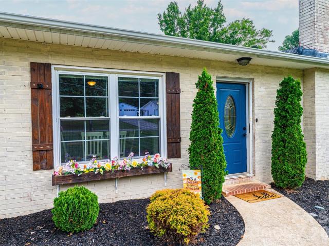 108 Merrywood Drive