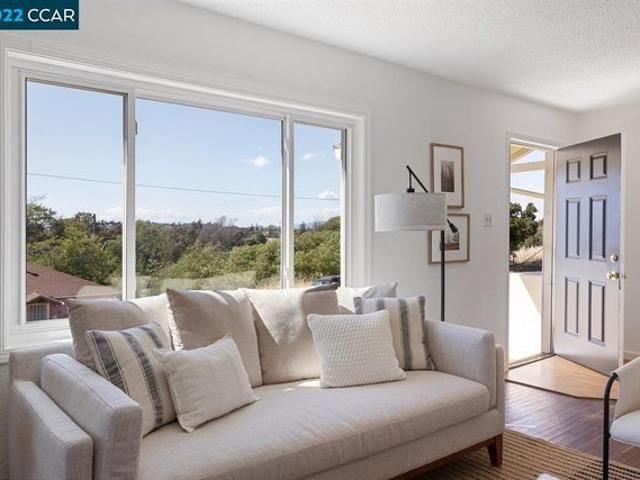 108 Mesa St, Vallejo, CA 94591
