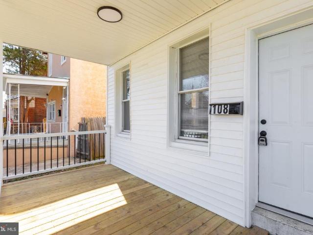 108 N 6Th Avenue