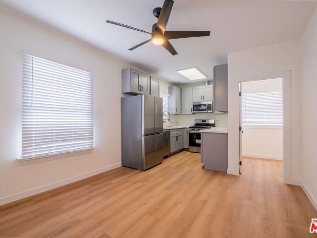 108 N Broadway 6