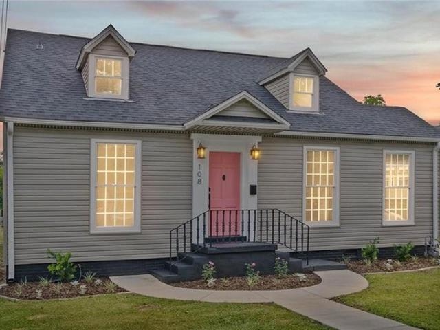 108 Carlen St N, Mobile, AL 36607