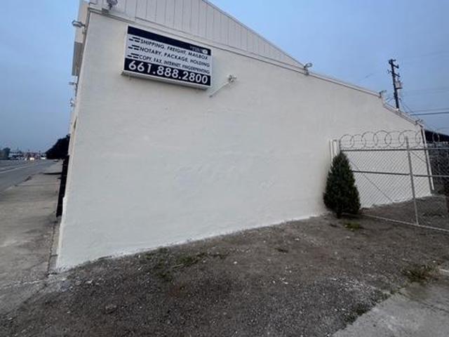 108 N Chester Avenue