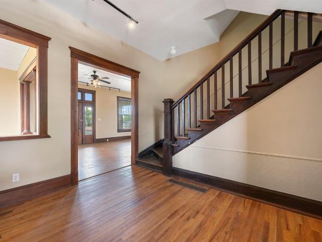 108 N Court Street