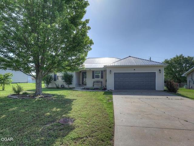 108 N Diane Ct, Diamond, MO 64840