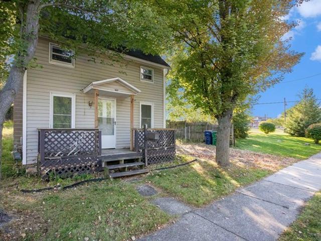 108 N Disbrow St, Cassopolis, MI 49031