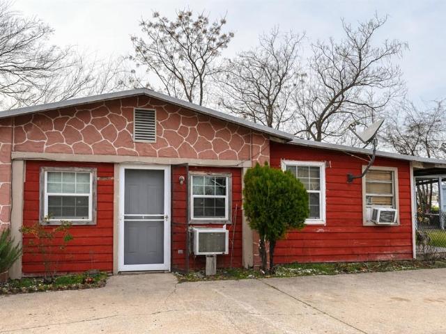 108 N Ellis Ave Avenue