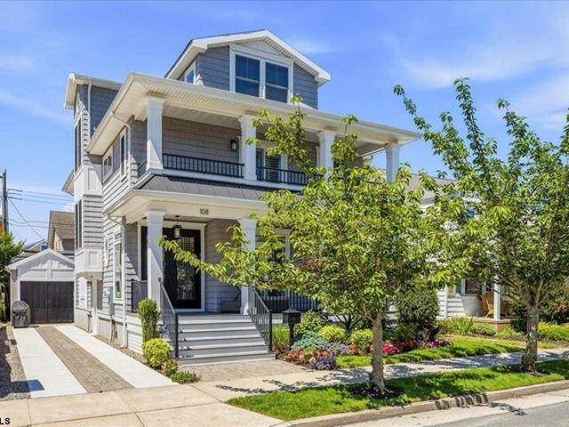 108 N Pembroke Ave, Margate, NJ 08402