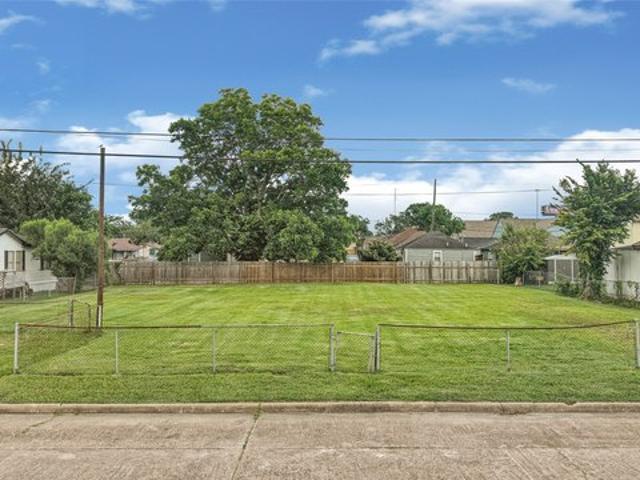 108 N Randall St, Pasadena, TX 77506