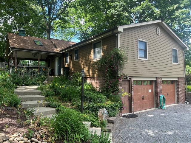 108 Needham Dr