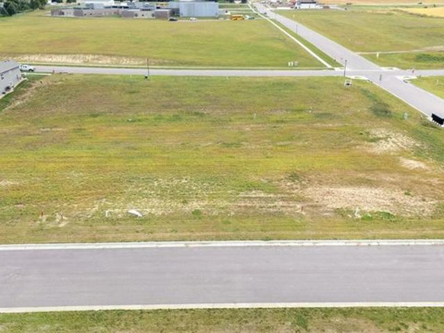 108 S High Cross Cir, Crooks, SD 57020